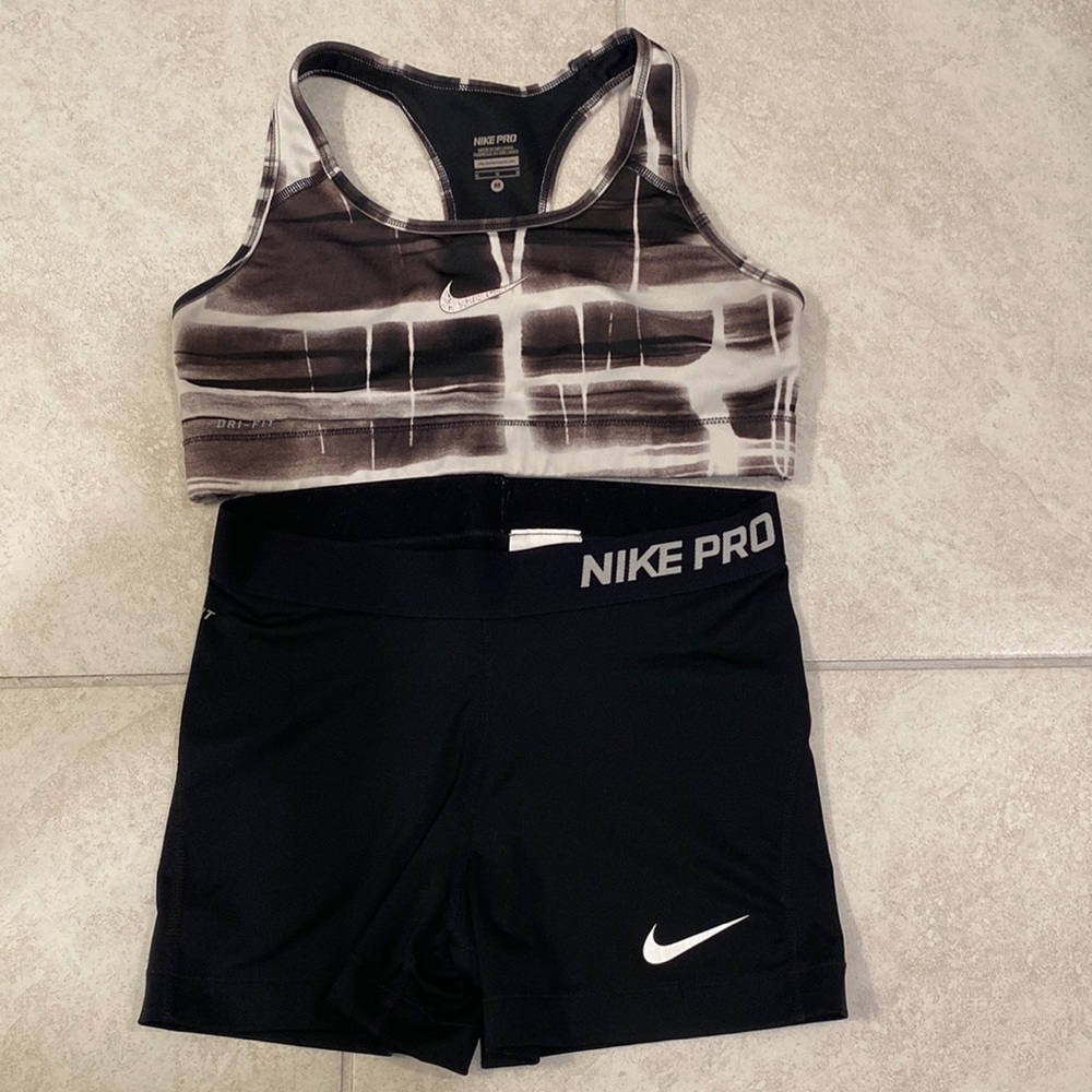 Nike Pro Set Bras And Short Pair - Gem